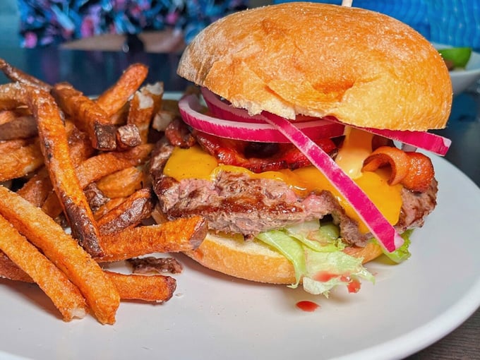 the edgewood eatery 3