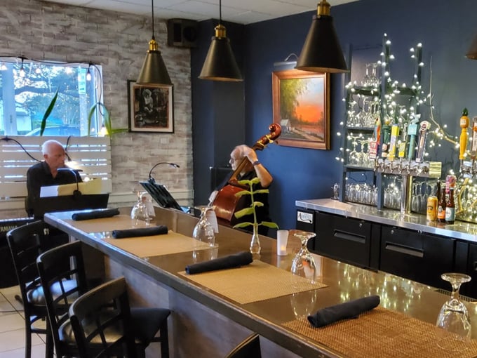 the edgewood eatery 9