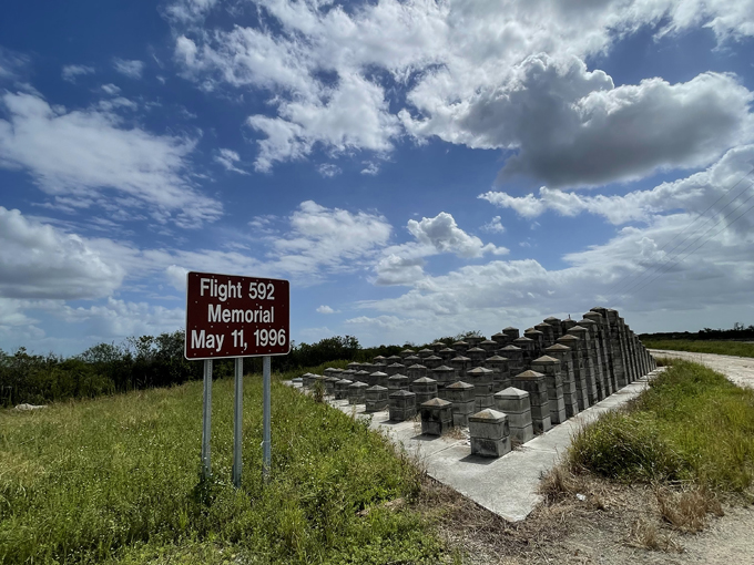 valujet flight 592 memorial 3