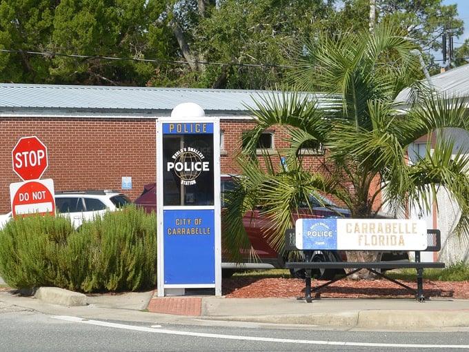 worlds smallest police station 1