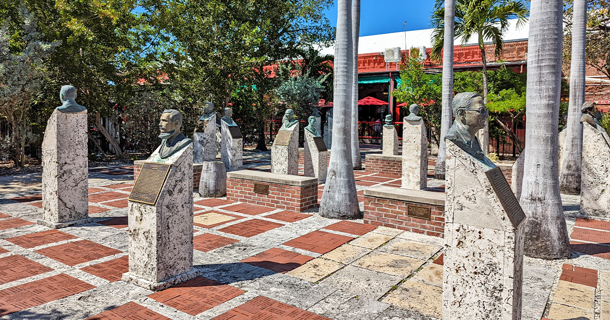 This Hidden Sculpture Garden Is A Serene Haven Celebrating Florida's ...