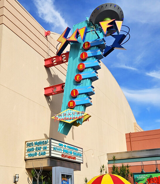 scifi theater restaurant florida ftr