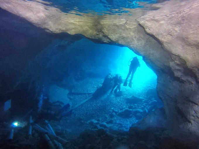 The interplay of light and shadow in these caves creates a natural light show that changes throughout the day, free of charge and infinitely more impressive than anything manmade.