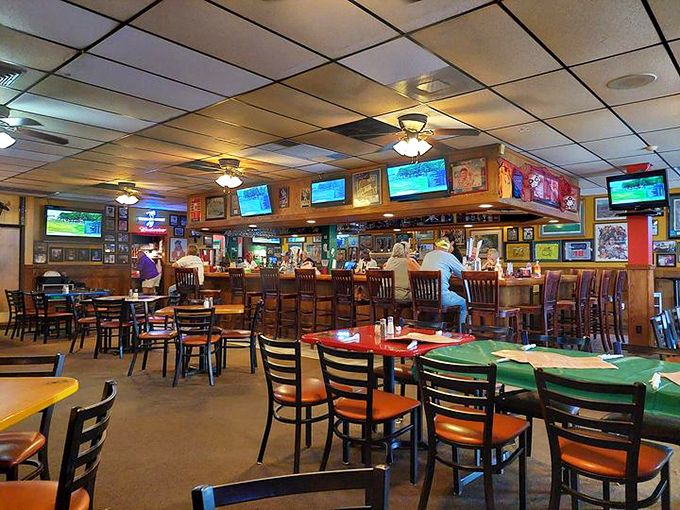 Every angle offers a new perspective, but the promise remains the same: good food, cold drinks, and the comfortable buzz of satisfied conversation.