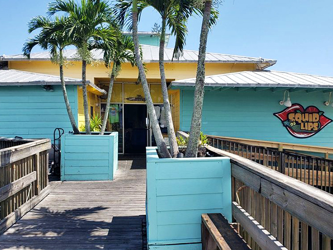 That turquoise exterior isn't just a building &ndash; it's a beacon of deliciousness calling to hungry travelers from miles around.