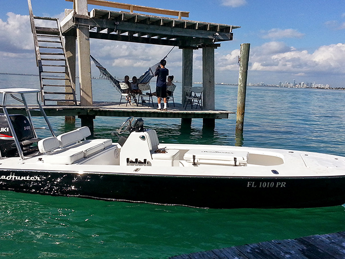 Boats are the only taxis to this exclusive neighborhood, where parking is always available but parallel parking skills are definitely required.