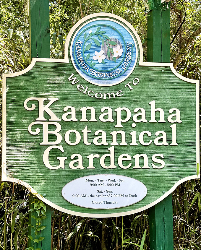 The welcome sign promises botanical wonders and delivers on that promise with the kind of reliability we wish everything in life offered.