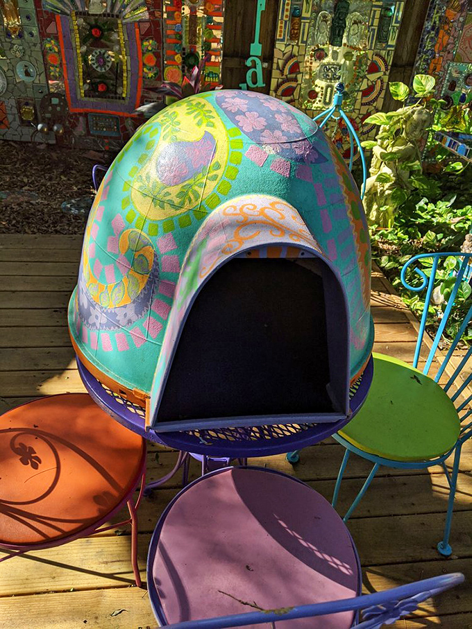 Even the family pet lives in artistic luxury &ndash; this dome-shaped doghouse would make Architectural Digest's canine edition cover story.