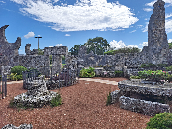 Truly monolithic! The carved coral creations and soaring structures here make you wonder, "How did he do that?"