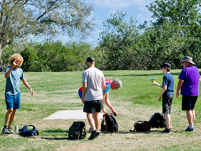 Disc golf devotees: These players demonstrate the perfect Florida afternoon &ndash; friends, flying discs, and the satisfaction of outdoor competition without the stuffiness of traditional golf.