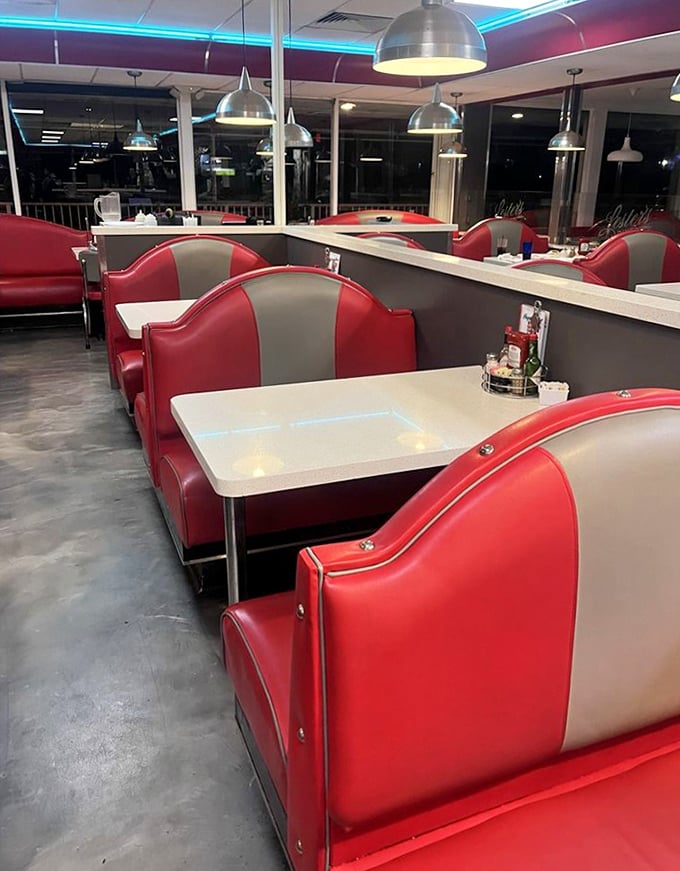 Empty booths waiting for the next wave of hungry diners&mdash;a rare sight at this popular eatery where tables are usually filled with satisfied customers.