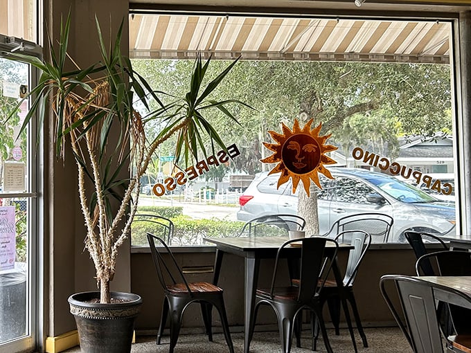 Window seats where the outside world becomes a moving painting &ndash; prime real estate for people-watchers.