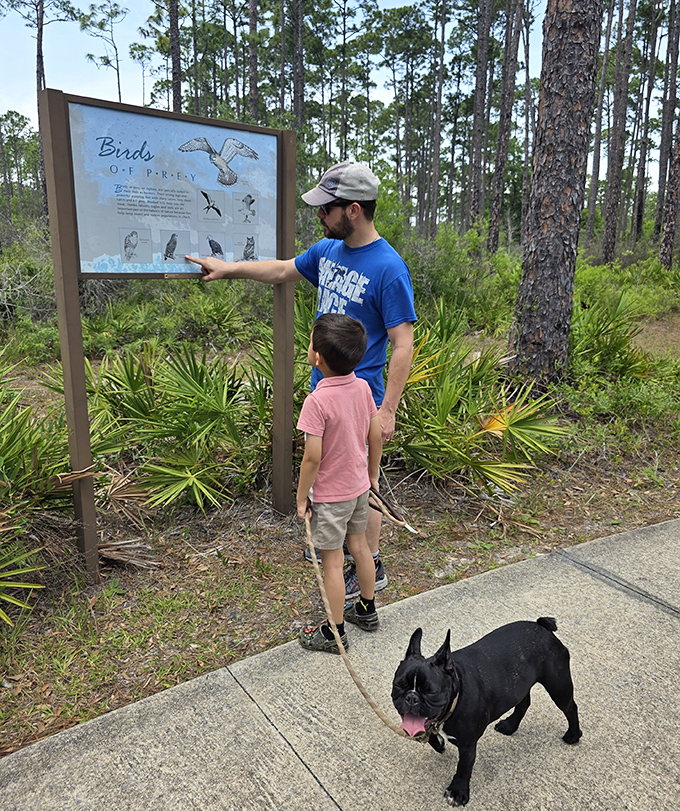 Sharing nature's wonders across generations &ndash; the universal language of "Wow, look at that!" transcends all age gaps.