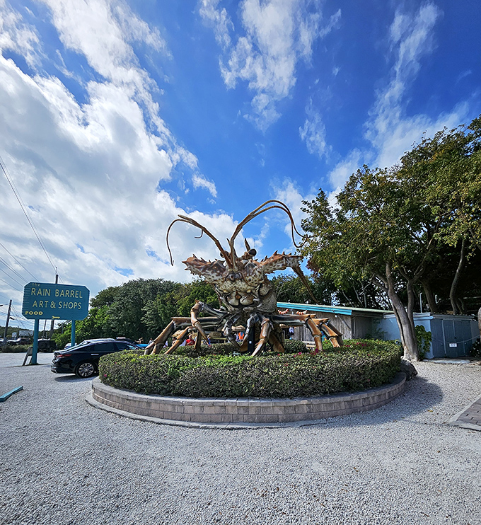 "I brake for giant crustaceans!" This eye-catching entrance makes highway travelers do double-takes faster than you can say "lobster thermidor."