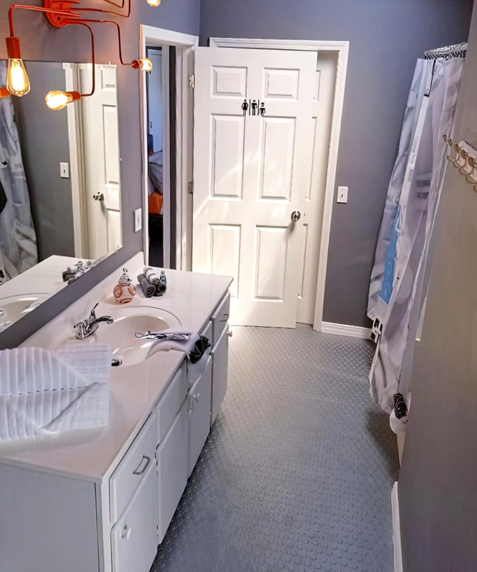 Even the bathroom gets the futuristic treatment, because why should your morning routine be boring when you're vacationing in a spaceship?