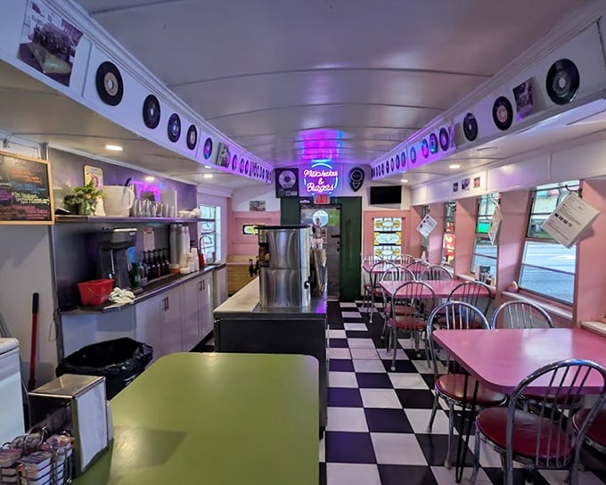 Step inside and the time machine is complete &ndash; checkered floors, vinyl records, and a counter straight from the 1950s.