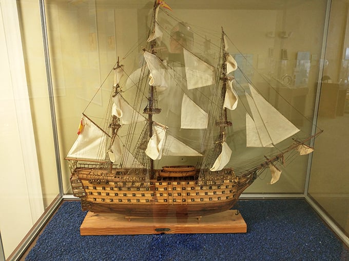 This meticulously crafted model ship sails through history, showcasing the maritime connections that helped build Florida's economy.