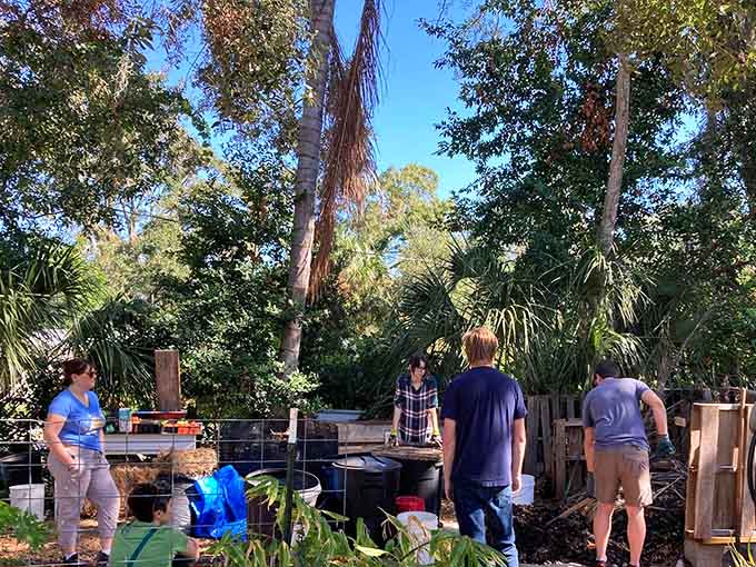 3. seminole heights community gardens with gardeners