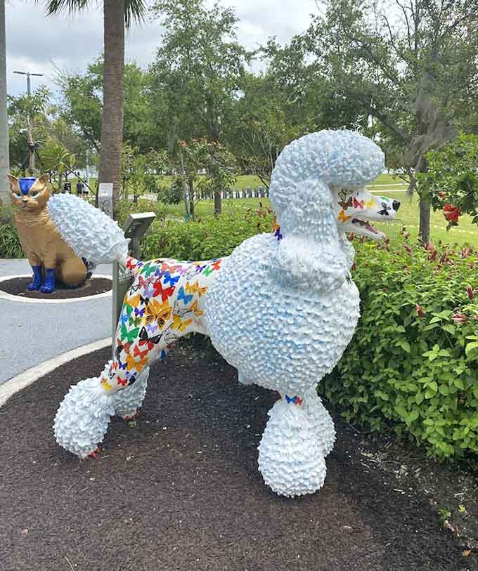 This poodle went to the groomer and asked for "something that'll stop traffic" and absolutely nailed the assignment.