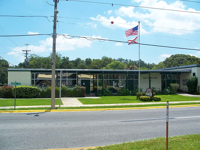 Umatilla's City Hall stands as a mid-century modern testament to small-town governance, where decisions are made with community in mind.