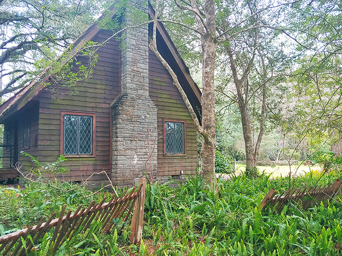 This enchanted cottage looks like it should come with its own fairy godmother – Lichgate's timeless charm captures the imagination in any season.