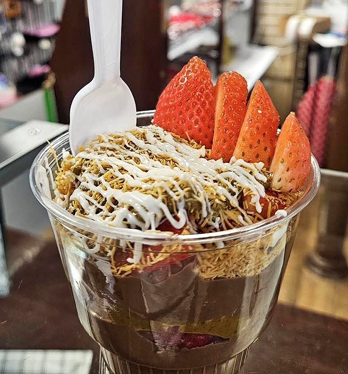 Dubai Strawberry Parfait: Layers of chocolate, cream, and fresh strawberries create a dessert skyscraper that's worth climbing.