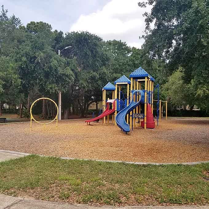 This playground proves that kids can have fun without screens, radical concept though that may be in today's world of constant digital entertainment.
