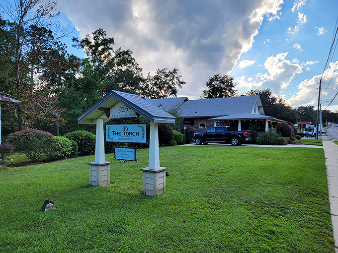 The Porch Restaurant serves up Southern comfort food that would make your grandmother nod in approval&mdash;if she knows her cast iron.