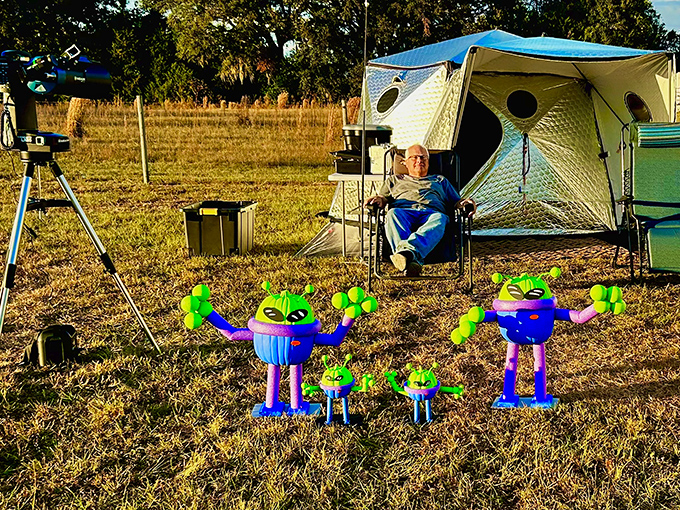 Even aliens want front-row seats to Chiefland's stellar show &ndash; these cosmic ambassadors keep watch over observing equipment.