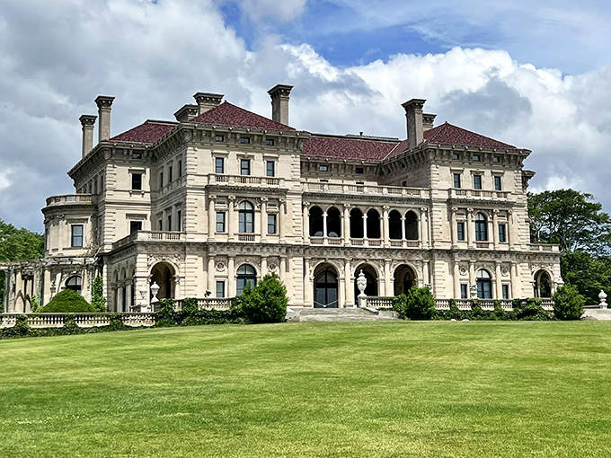 Perfectly symmetrical and imposingly elegant, The Breakers stands as a monument to Gilded Age opulence in Palm Beach.