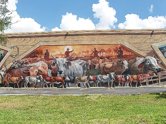 Cracker Trail Cattle Drive Mural Before theme parks, Florida had cowboys! This stunning panorama captures the dusty drama of the state's ranching roots.