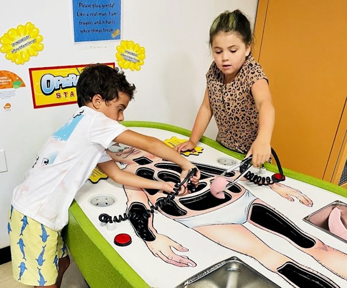 "Doctor, we need more giggles stat!" Kids learn anatomy through play at this engaging body-themed exhibit.