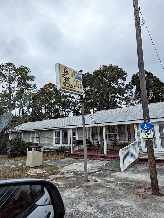 Bruce Cafe: Home-style cooking in an unassuming setting &ndash; where locals gather for meals that taste like someone's grandmother made them.