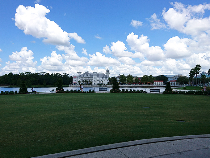 Lakeside Park offers a tranquil escape where the water is so still it looks like someone forgot to hit the "wave" button.