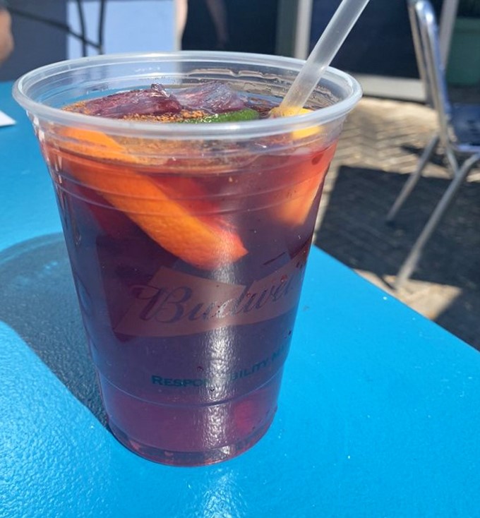 Cold drinks and hot seafood &ndash; the Florida equation for happiness that never fails to deliver satisfaction by the basketful.