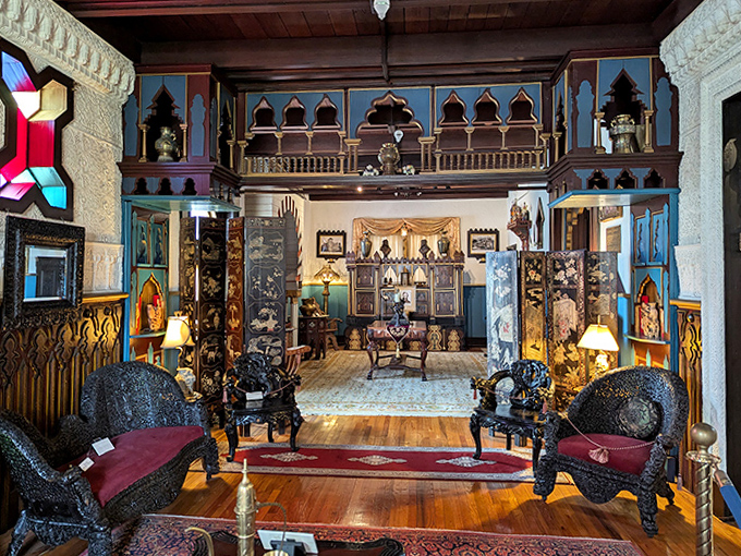 A moment of anticipation &ndash; waiting for the next departure while soaking in the laid-back atmosphere of island time.