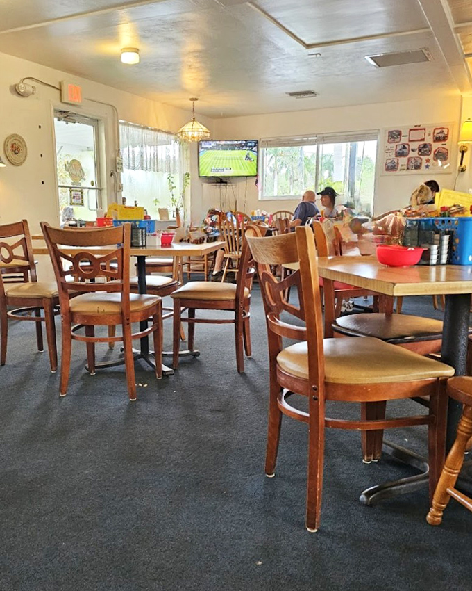 Where breakfast dreams come true. The casual charm of Dolly's interior makes everyone feel like a regular.