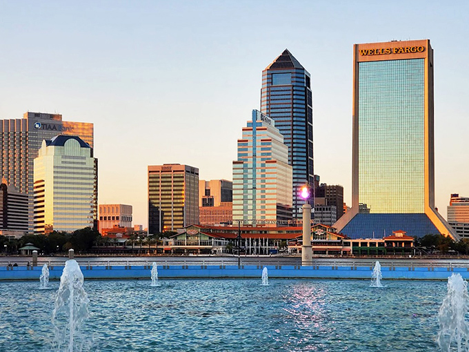 The Wells Fargo tower stands tall among Jacksonville's distinctive skyline, creating a perfect backdrop for the fountain's aquatic performance.