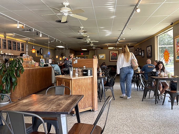 Where locals gather and strangers become friends &ndash; the true magic of a neighborhood caf&eacute; in action.