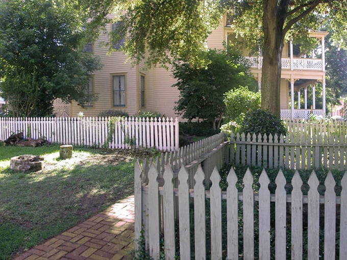 lear rocheblave house 6