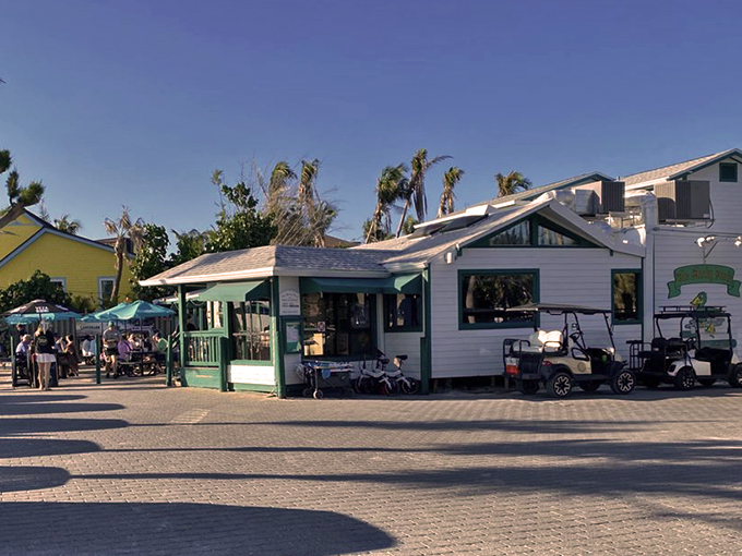 mucky duck restaurant 1 1