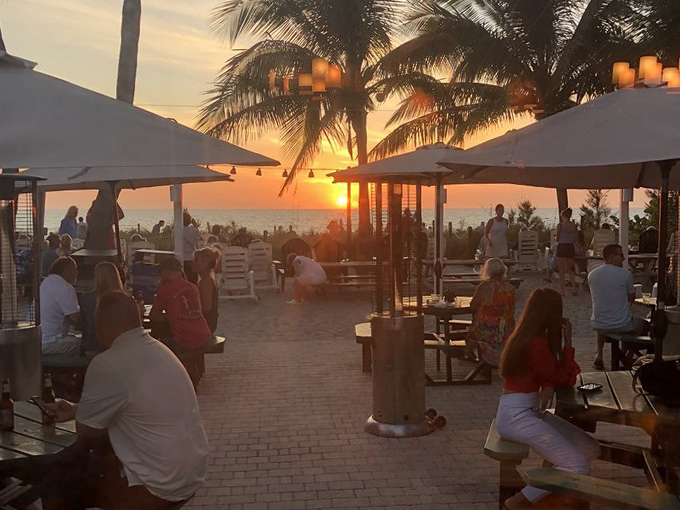 mucky duck restaurant 7