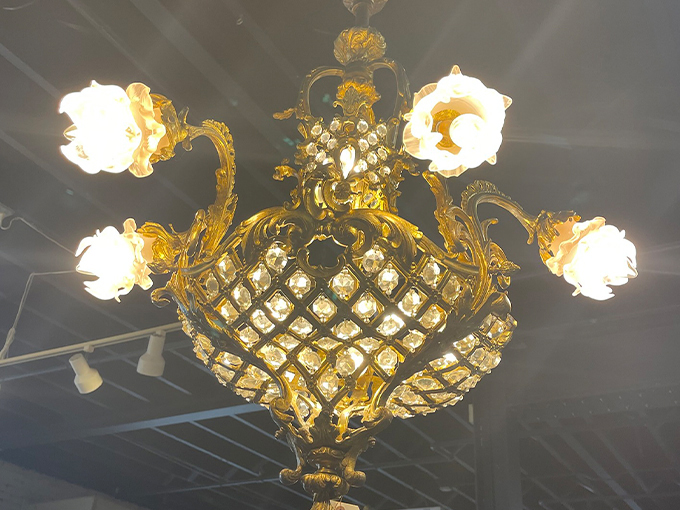 Thom Downs' Antiques Inc  8