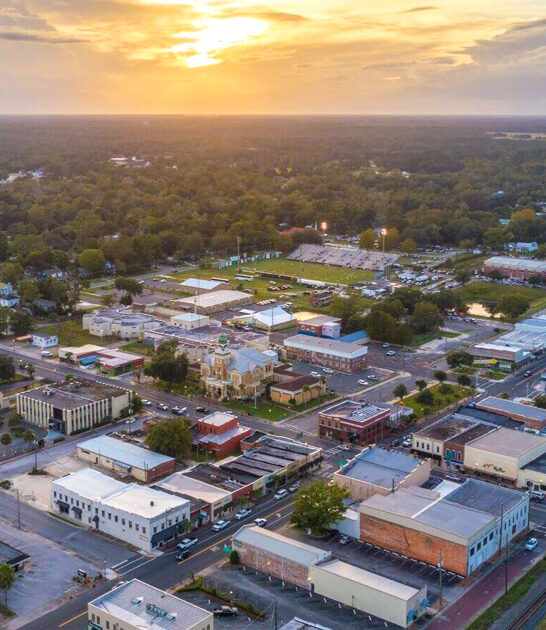 charming small florida town ftr