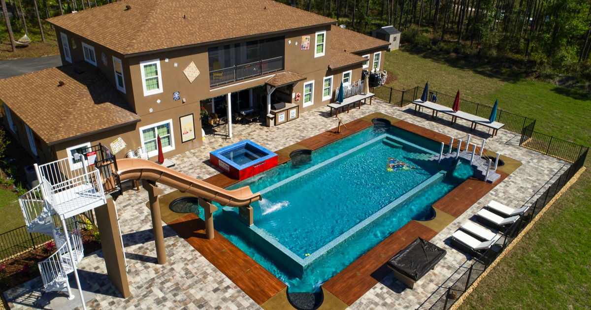 There’s A Massive Vacation Rental Home In Florida With A Laser Maze And ...