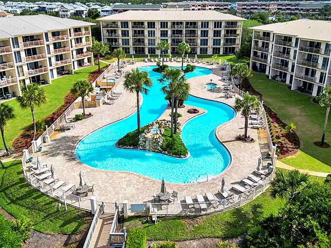 High Pointe Resort's spectacular pool looks like something from a luxury travel magazine &ndash; that curved aquatic oasis practically begs for cannonballs.