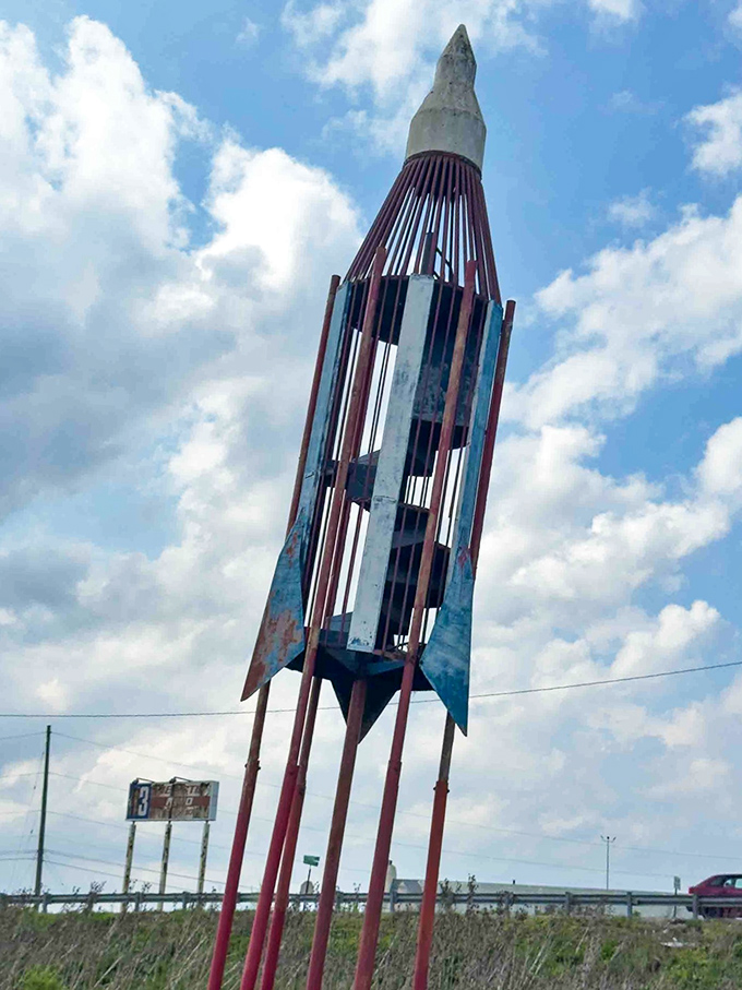 This artistic rocket installation adds to the Americana theme, suggesting that patriotism and adventure go hand in explosive hand.