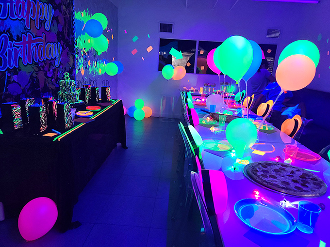 This cosmic birthday setup transforms ordinary celebrations into glow-in-the-dark extravaganzas, where even the pizza seems to radiate joy.