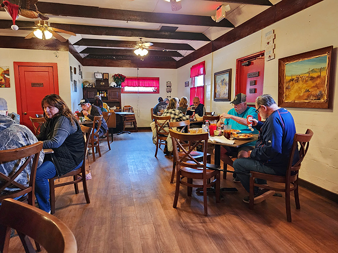 The happiest people in Florida, caught in their natural habitat &ndash; mid-bite, mid-conversation, and completely oblivious to anything but good food and company.