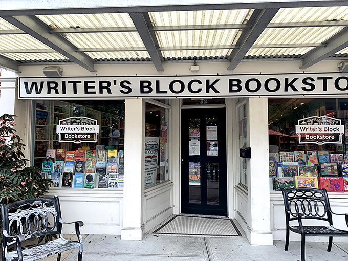 The welcoming storefront, complete with outdoor seating, invites bibliophiles to pause and read a few pages in the Florida sunshine.